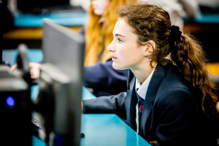 Sixth Form – The Woodroffe School